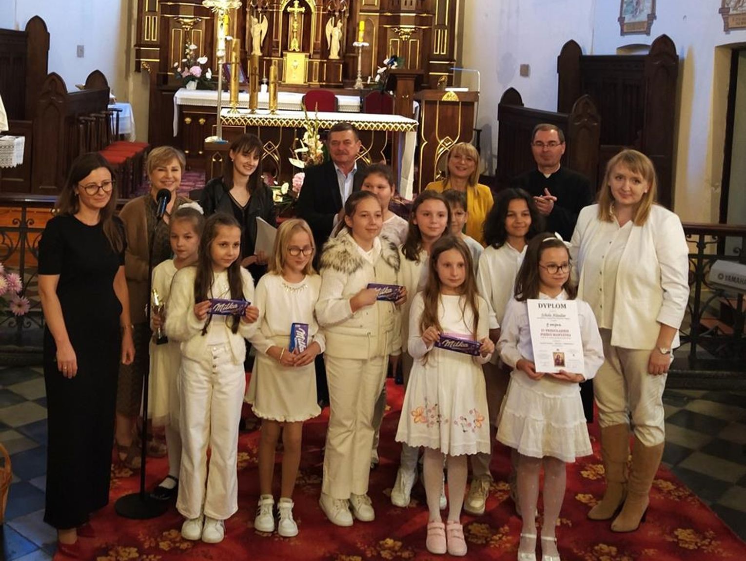 IV Przegląd Pieśni Maryjnej "Ciebie na wieki wychwalać będziemy" w Pawłowie