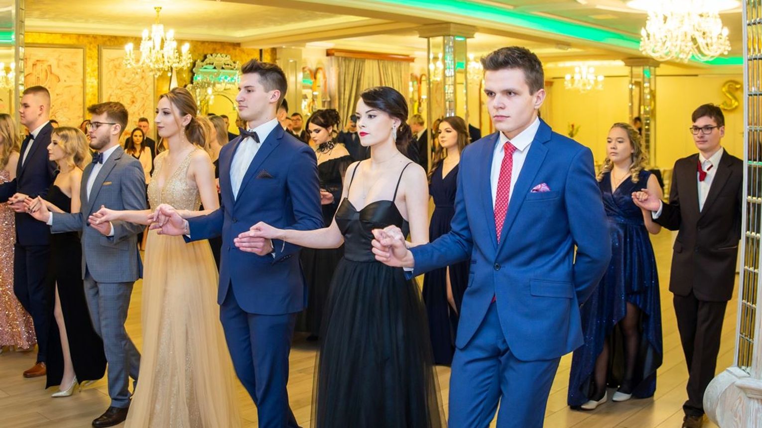 Studniówka w ZSZ nr 1 i II LO we Włodawie 2023. Fot. Mariusz Dyduch